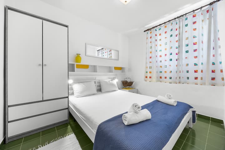 A2 (2 Guests + 1 On Request) - Poreč