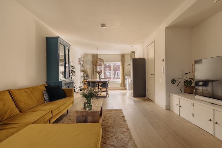 Expansive Living Steps From The City’s Heart - Amsterdam