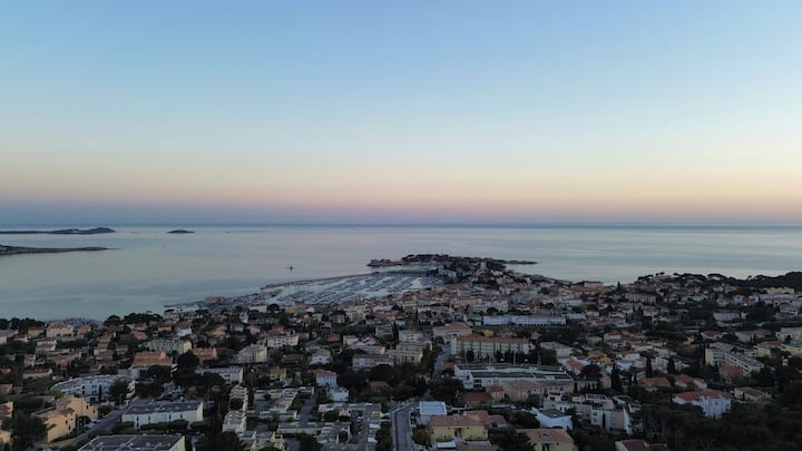 Superbe Marco Vuemer&bandol,t2 4* Terrasse+piscine - Bandol