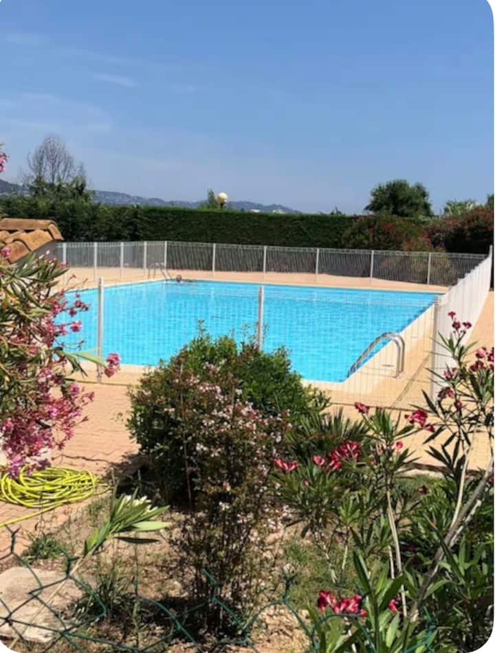 Piscine,plage, Tennis, Studio En Rez-de-jardin - Mandelieu-la-Napoule