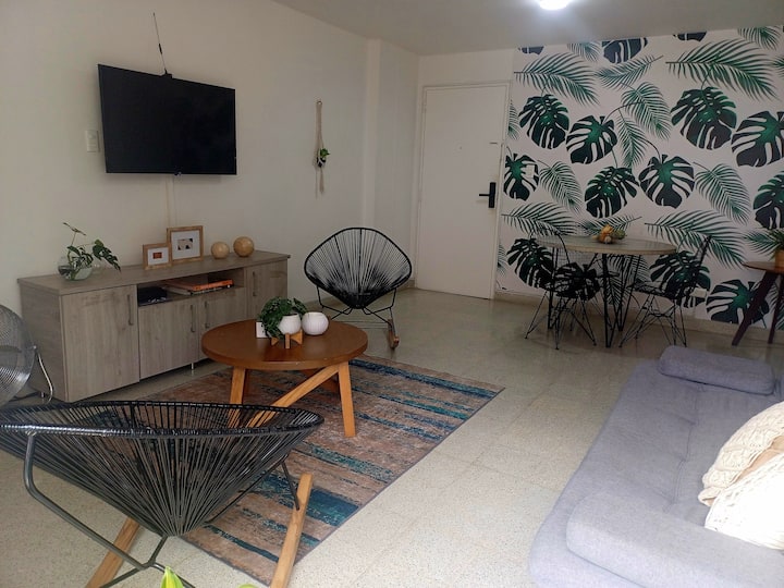Apartamento En Mejor Ubicación Parque Del Poblado - 메데인