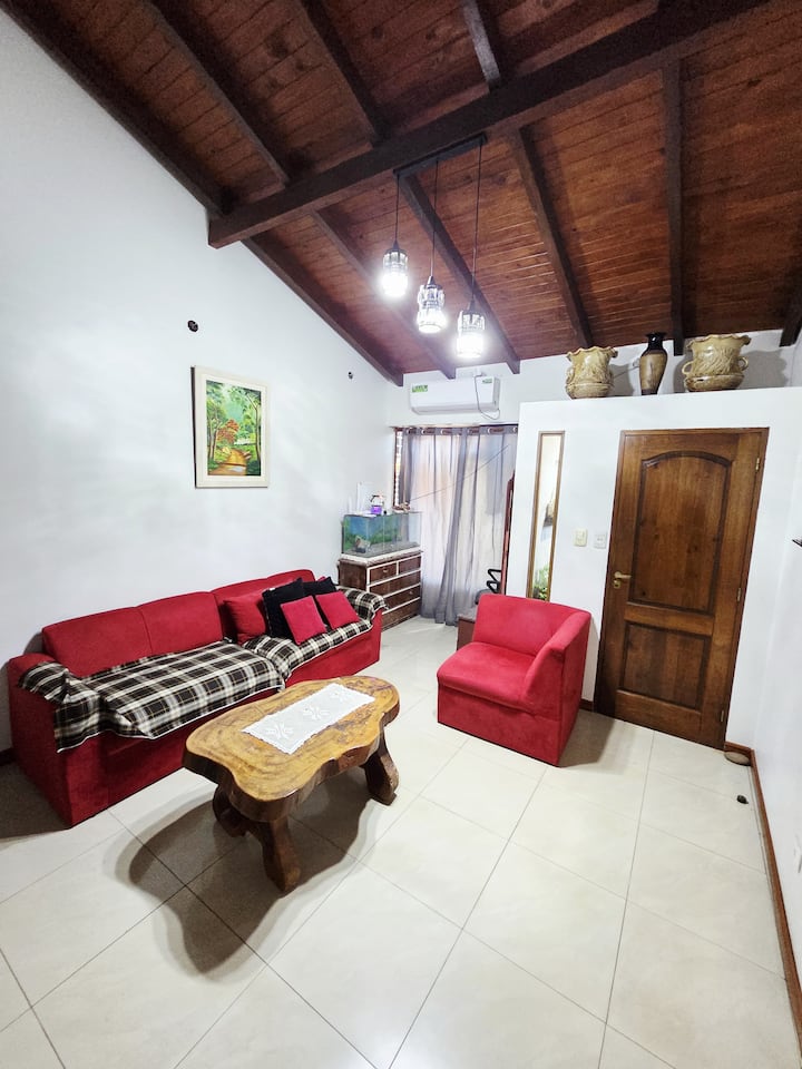 Casa Céntrica, 3 Hab Con Parrilla - Puerto Iguazú