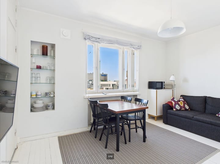 Cozy Top-floor Apartment In Kallio - Helsinki