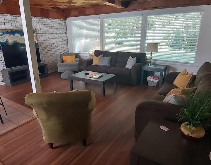 Relaxing Home In Southend Area! Pets Are Welcomed! - Charlotte Douglas Airport (CLT)