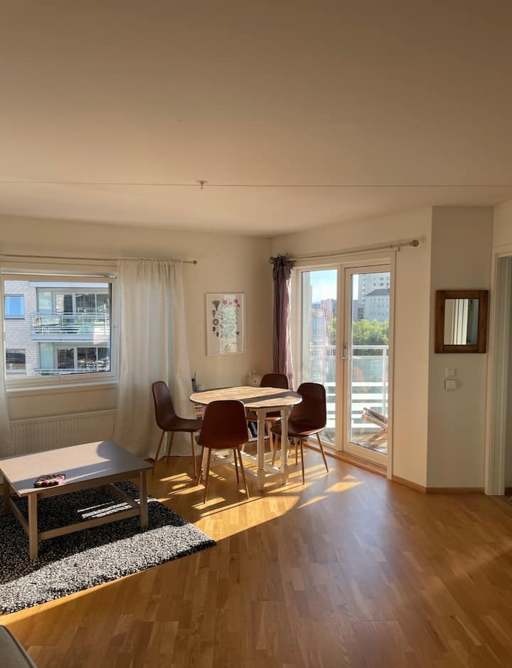 Modern Bright Apartment With Balcony - Sandaker - Oslo