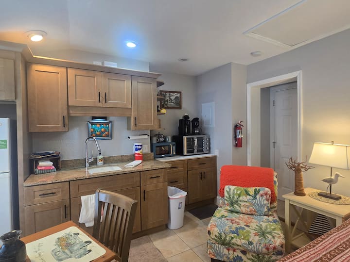 "The Lady" At Palm Tree Villas Resort - Holmes Beach, FL