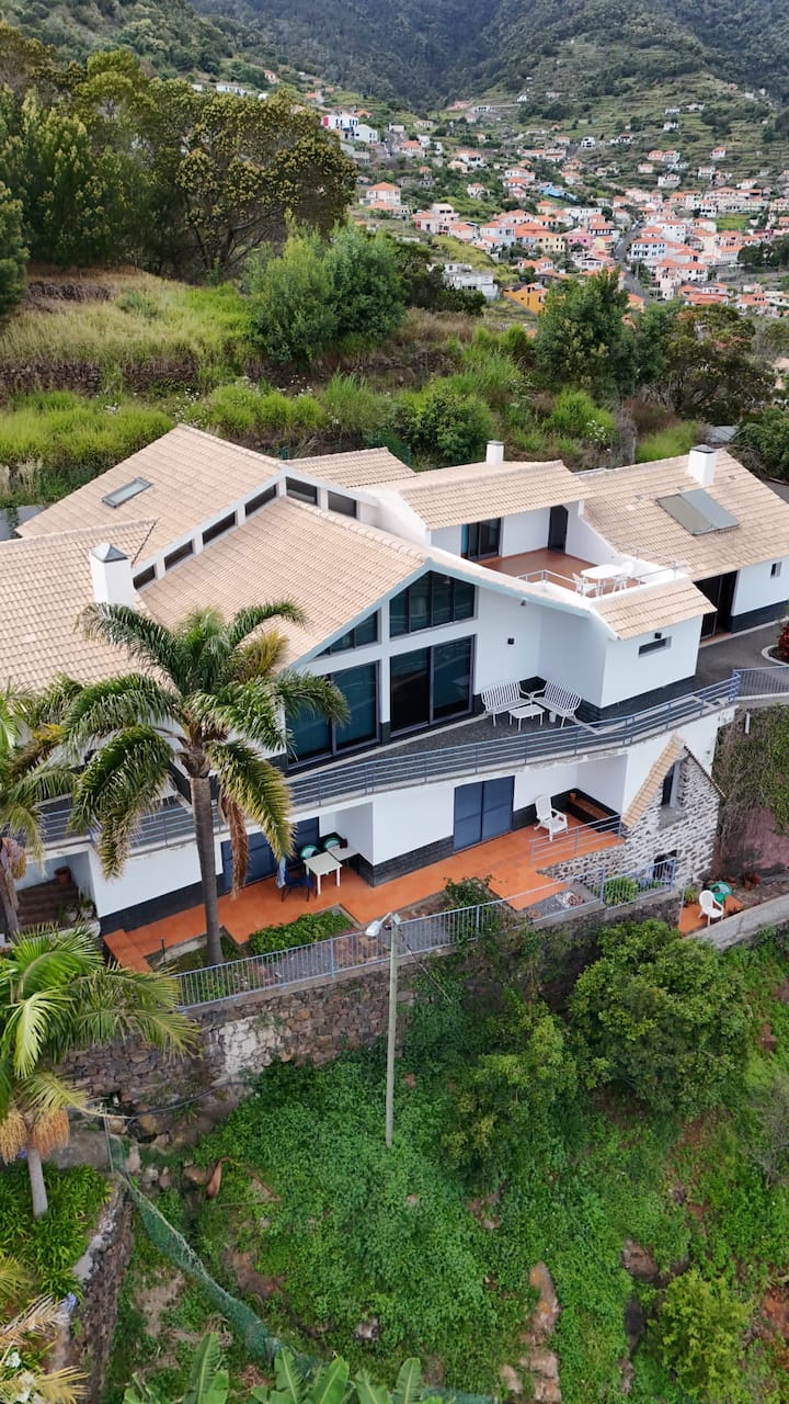 Paula's Housewide Studio With A Breathtaking View - Madeira