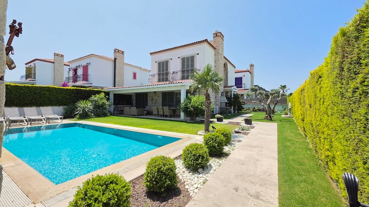 Deniz Manzaralı Ve Havuzlu Villa | Rt Villas® #3 - Alaçatı