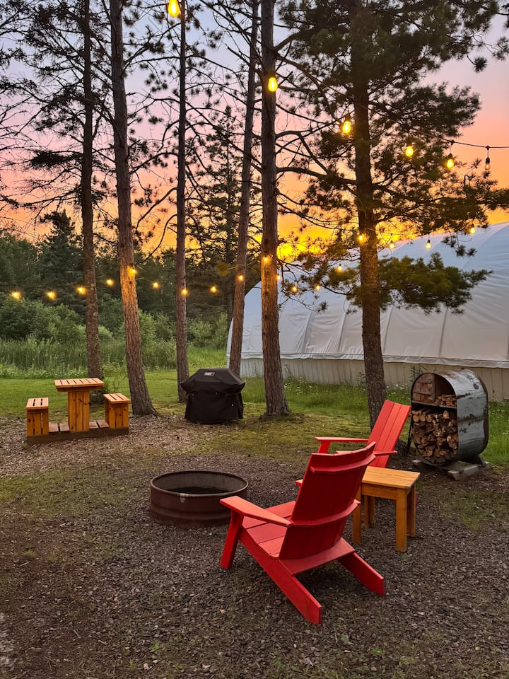 Private Blue Pine Getaway - Minnesota