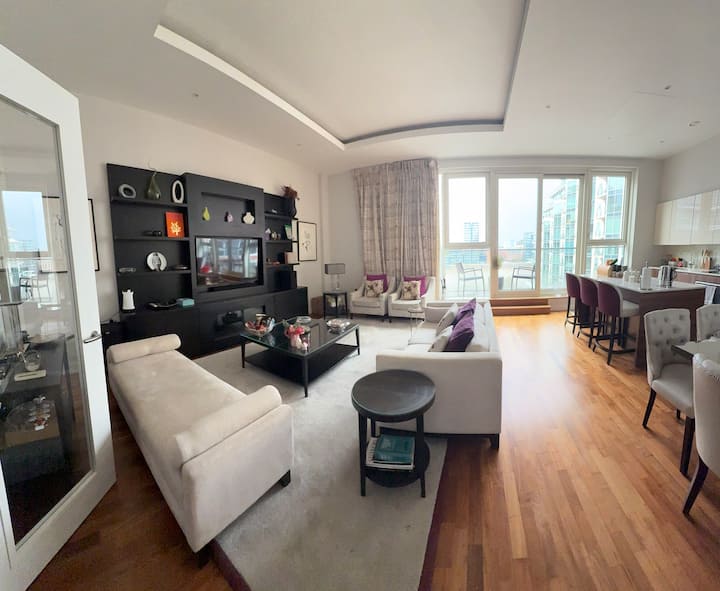 3 Bed 2 Bathroom Apartment, Battersea Reach London - Camden, AR