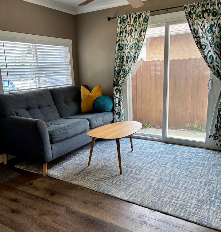 2bed House W/yard- Centrally Located In San Diego! - Oak Park - San Diego