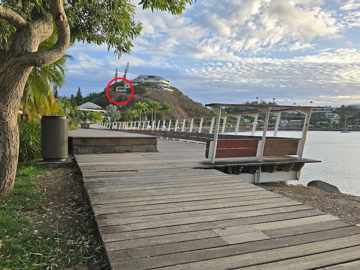 Orphelinat Bay (Side View) - Nouméa