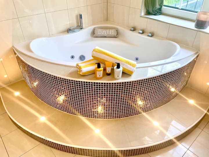 Exclusive Traum Villa,
Whirlpool/sauna/kamin In Hh - Reinbek