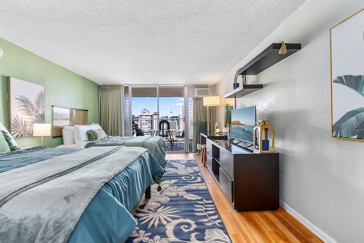 The Puka Vista Of Waikiki - Honolulu