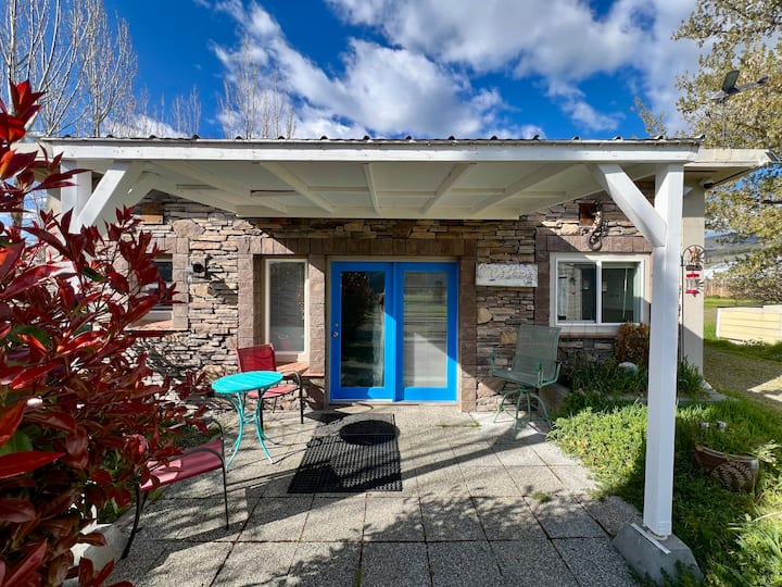 Carter Lane Cottage - Oregon Shakespeare Festival