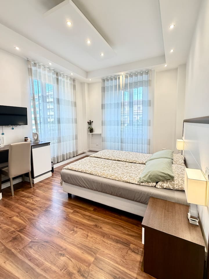 Solaris Guesthouse - Private Suite 3. - Rome