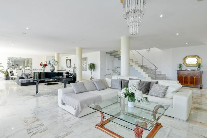 Alluring Ibiza Villa | Can Rimbau Heights | 4 Bedrooms | Private Pool & Beautiful Sea View | Santa Eularia - Islas de Ibiza