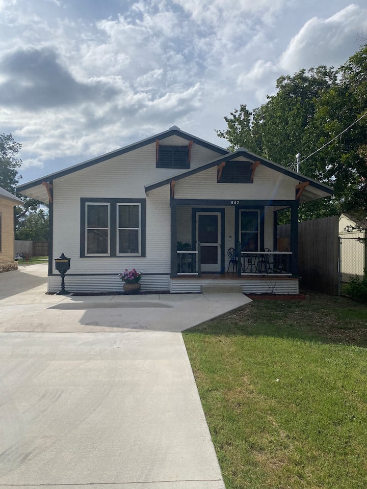 Precious Casitabobo - Pcb - New Braunfels, TX