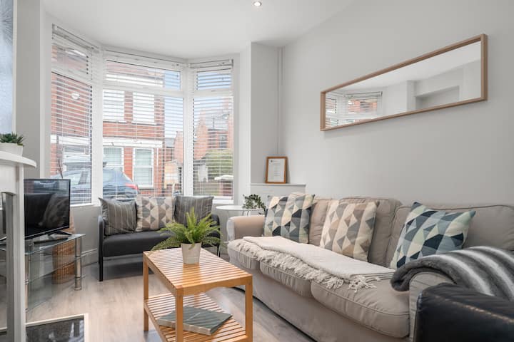 Lovely Home Close To Belfast City Centre - Belfast