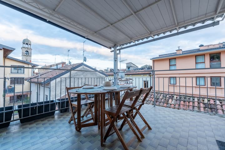 Attico In Centro Con Terrazzo Vista Lago - Salò
