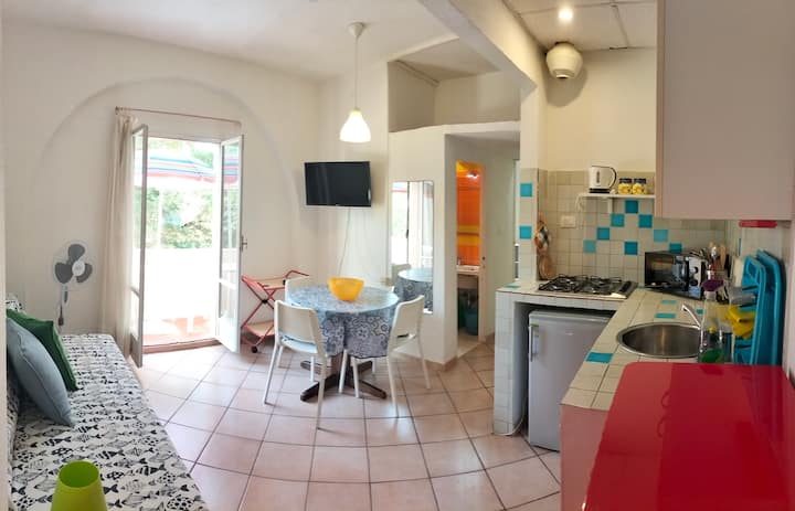 Piccolo Bilocale Per Due Persone Nella S.teresa Bassa - Santa Teresa Gallura