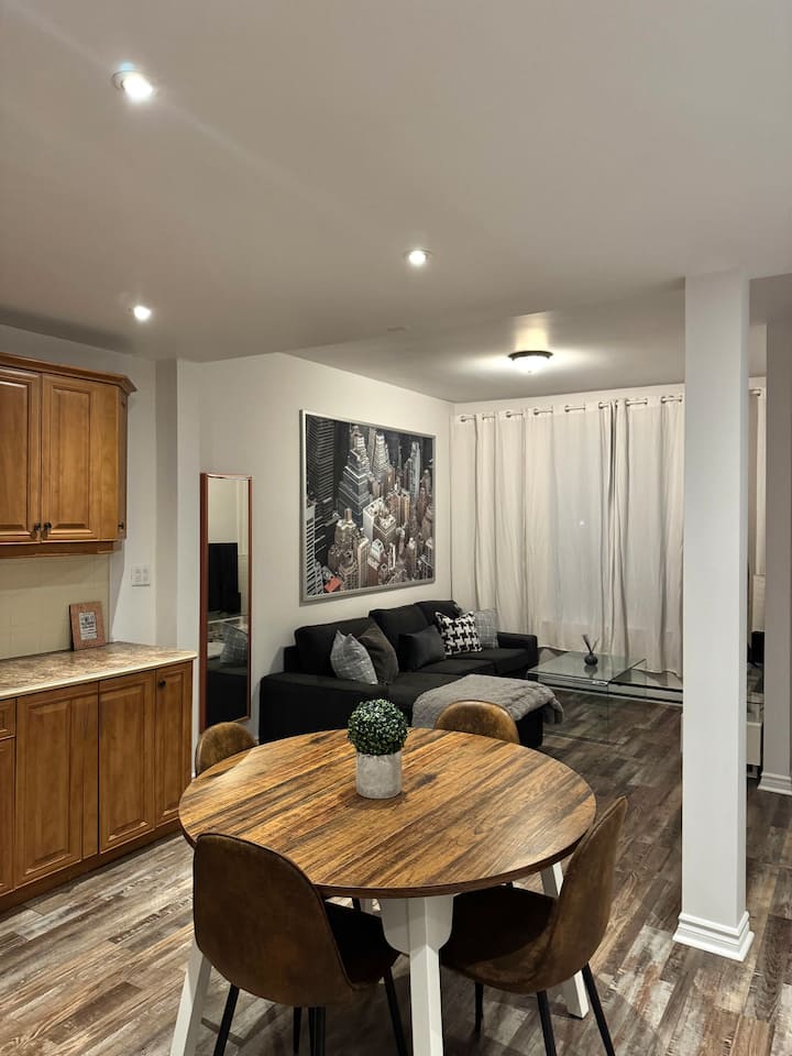 Heart Of Verdun - 15 Mins From Downtown - LaSalle