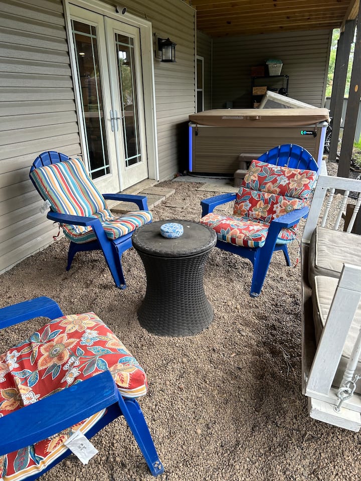 2 Bedroom Apartment In Family Home - State College, PA
