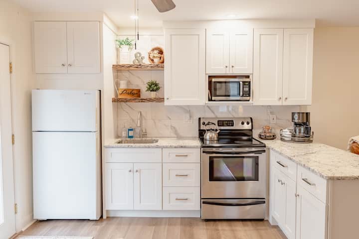 Historic Small Town Getaway In Bucks County - Bucks County, PA