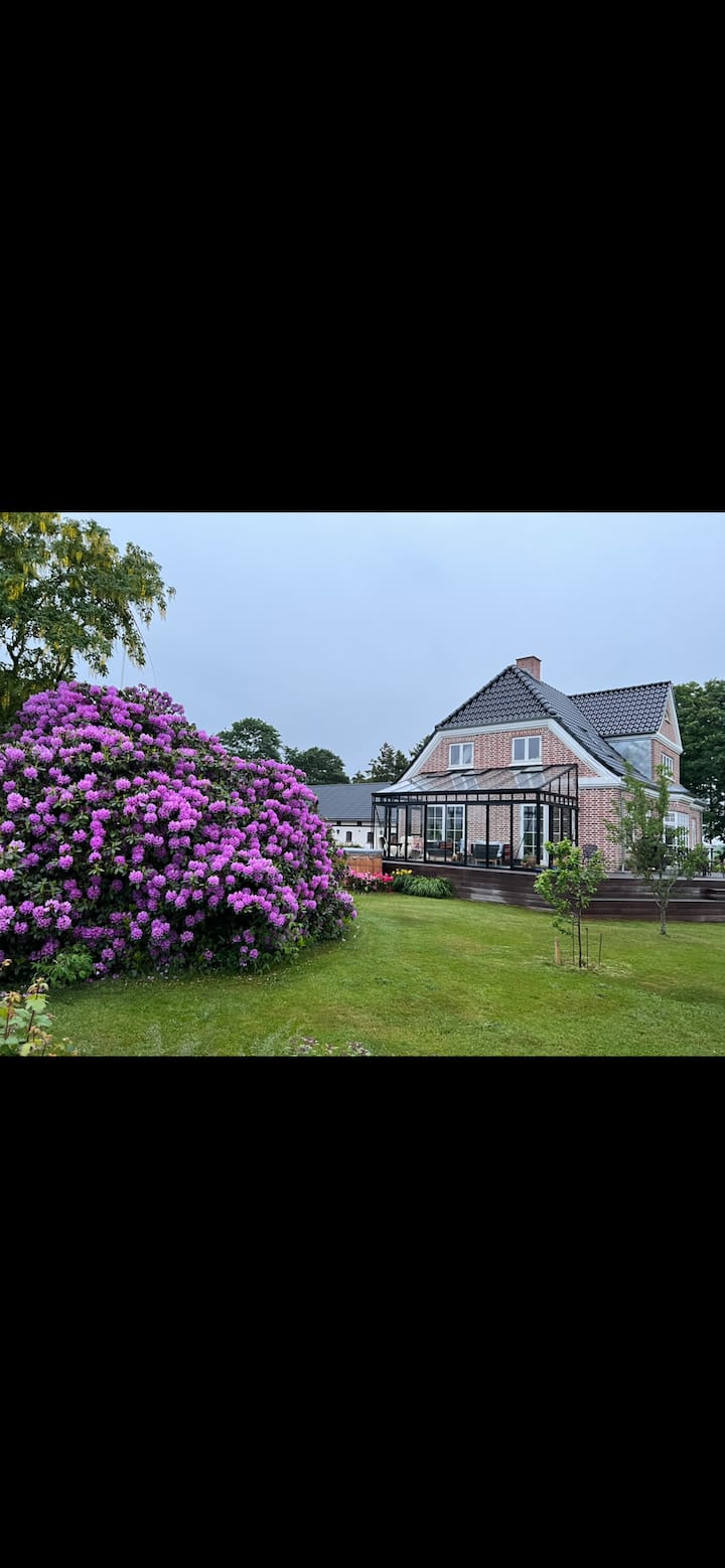 Farmen ØStervang 22 - Denmark