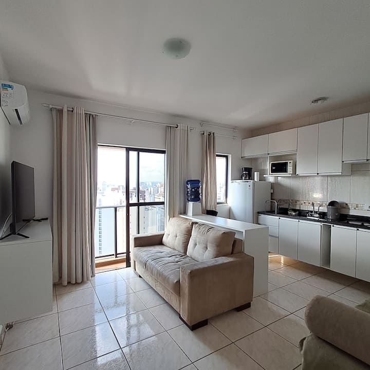 1 Bedroom Apartment In Front Of The Shopping Mall - Curitiba