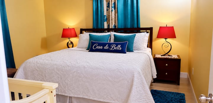 Casa De Bells 4 - Cayman Islands
