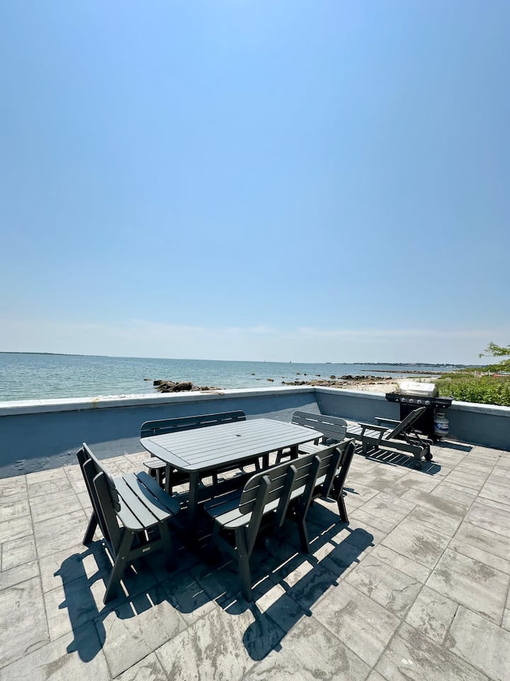 Sun & Shore Getaway - Dartmouth, MA