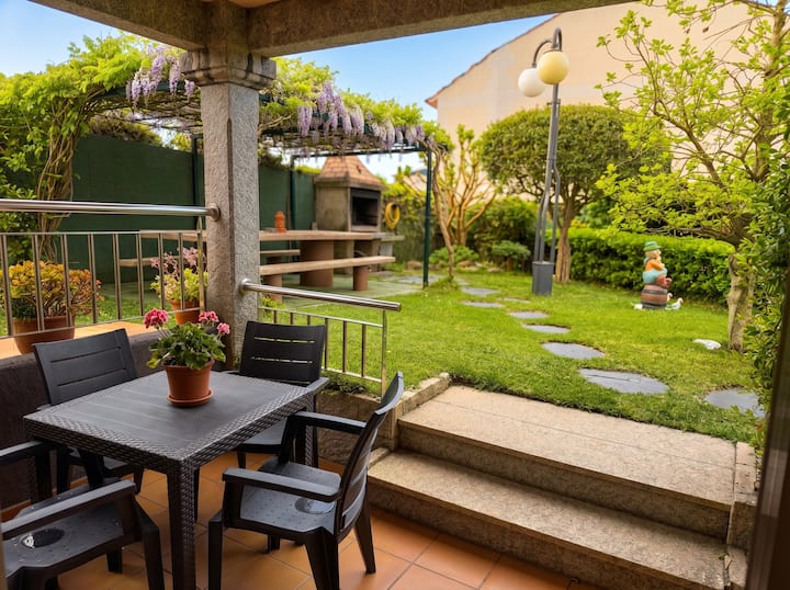 Porche Privado, Piscina Y Barbacoa - Portonovo