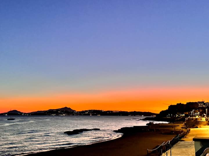 Pozzuoli 100% Home Apartment Near The Sea - Pozzuoli