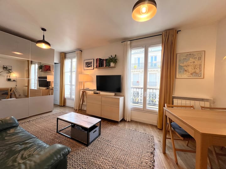 Charmant Et Lumineux 2 Pièces Proche Montmartre - Paris