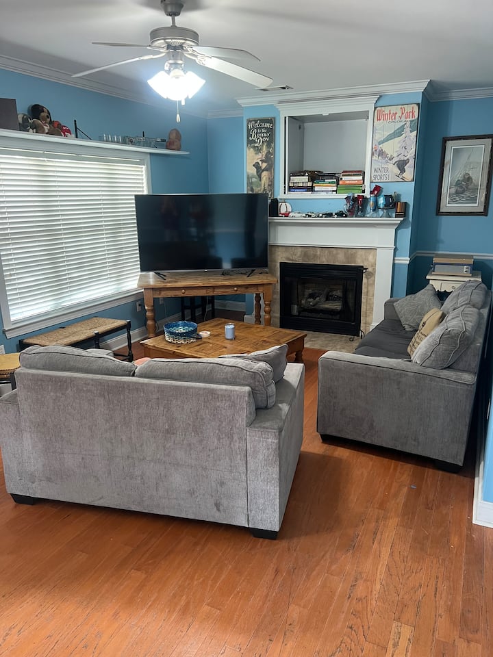 Cozy Home One Mile From Campus - Oxford, MS