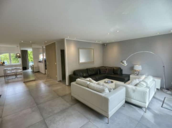 Luxus-maisonette In Rheinnähe - Brühl