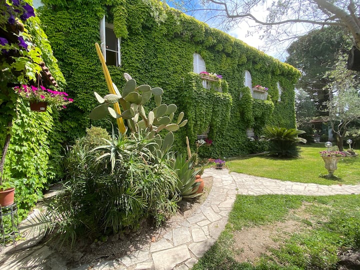 Peaceful Country Home For Couples - Battipaglia