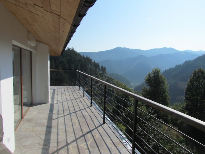 Sabris Penthouse Gramada - Madan