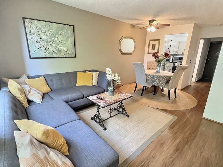 Downtown Redmond Townhome (2 Bedroom, 1.5 Bath) - Redmond, WA