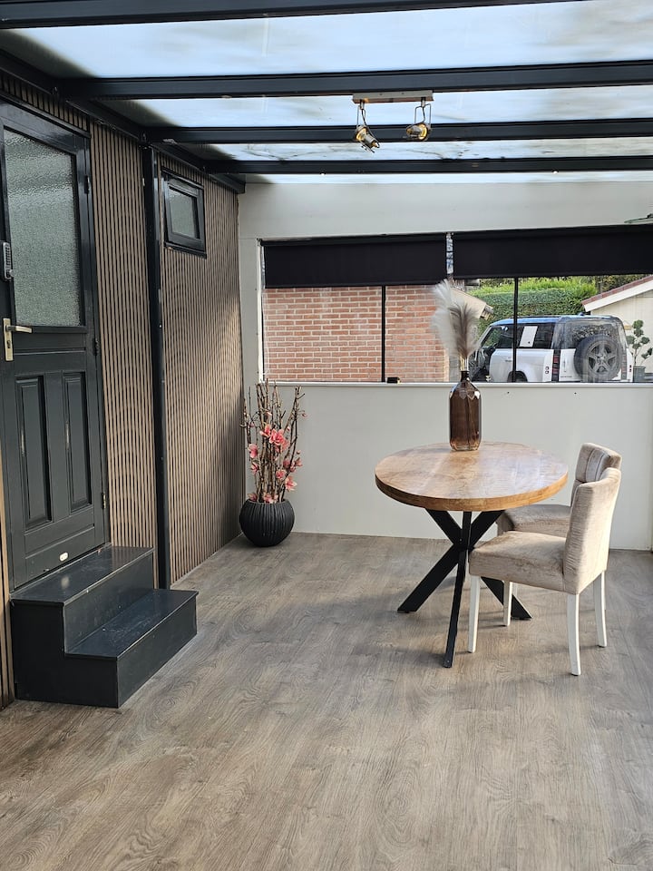 Houten Chalet Nabij Beekse Bergen En Safaripark - Tilburg