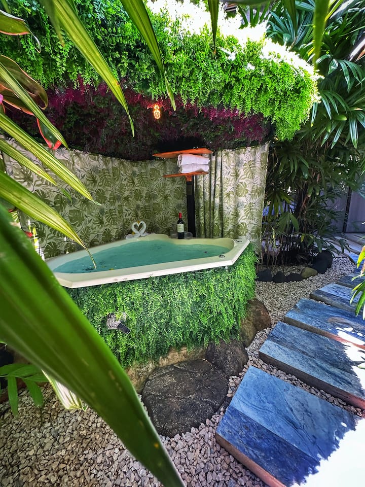 #10 Stylish Rustic Studio Xl - La Fortuna