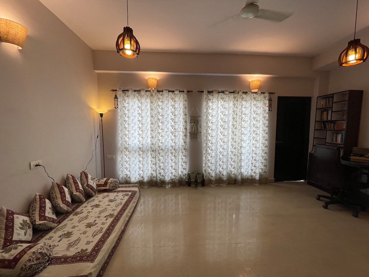 Varanasi Apartment Holiday Rentals - Uttar Pradesh, India | Airbnb