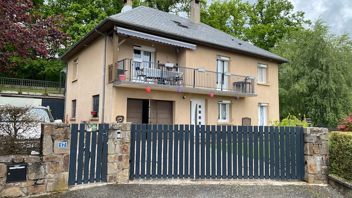 Appartement Gîte Les Genêts - Lac de Pareloup