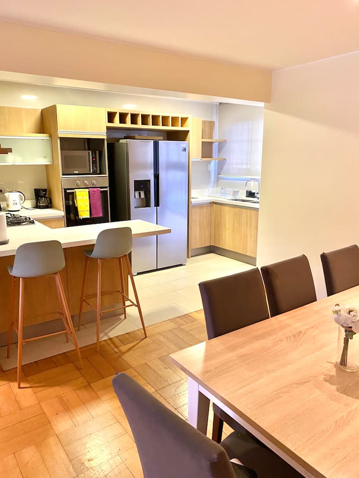 Cozy Apt, Apoquindo, Best Location, Subway (32 Ft) - Las Condes
