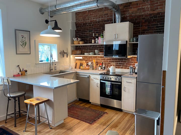 Riverview By Acadia, Downtown Ellsworth Studio Apt - Maine