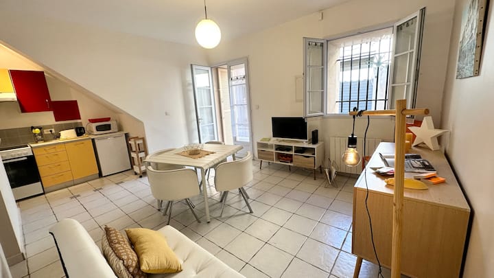 Studio Au Cœur De Cassis Chez Nicole Avec Parking - Plage de Cassis