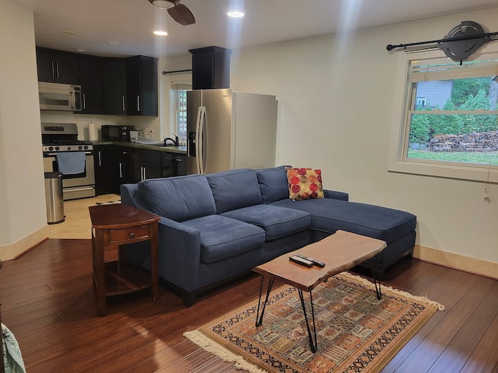 Entire Apartment, 17 Min To Moa/ Airport/ Downtown - Eden Prairie, MN