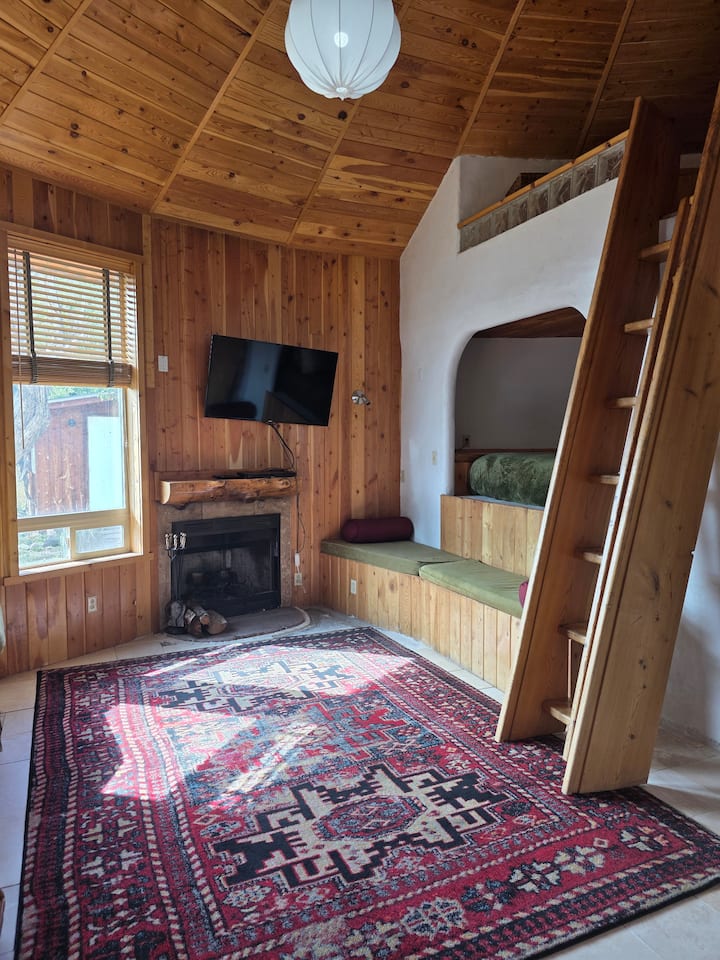 "Rumi Sanctuary" Crestone's Custom Built Yurt Home - Crestone, CO