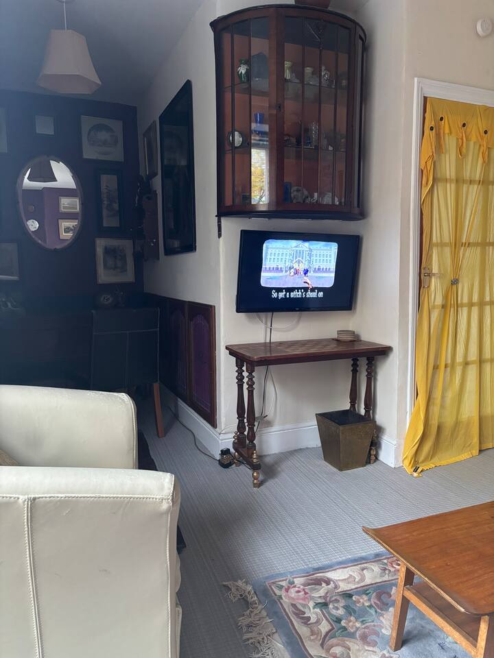 Cosy Ceredigion Townhouse - Aberystwyth